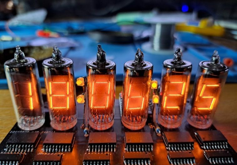 Apollo clock - Platform for creating and sharing projects - OSHWLab